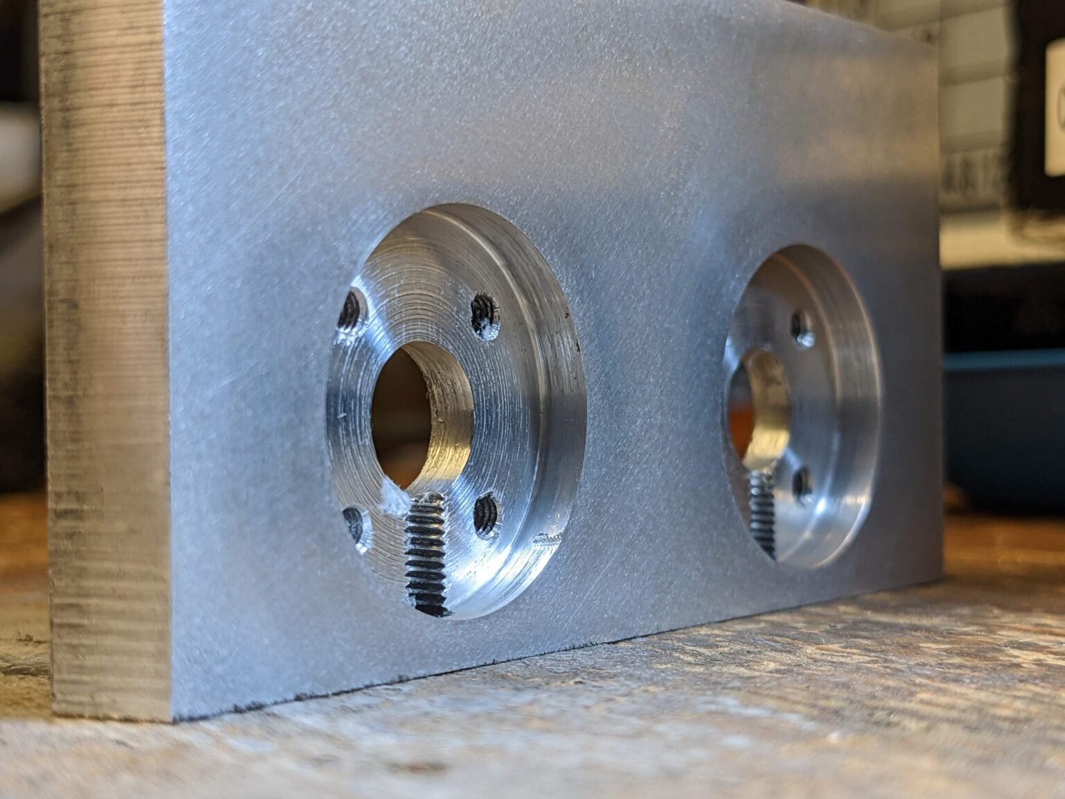 [AL100] – 8mm Aluminium Socket Wall – rozenek.com