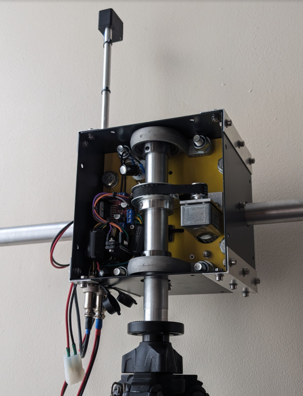 Working through amateur satellites – how to make a very cheap antenna ...